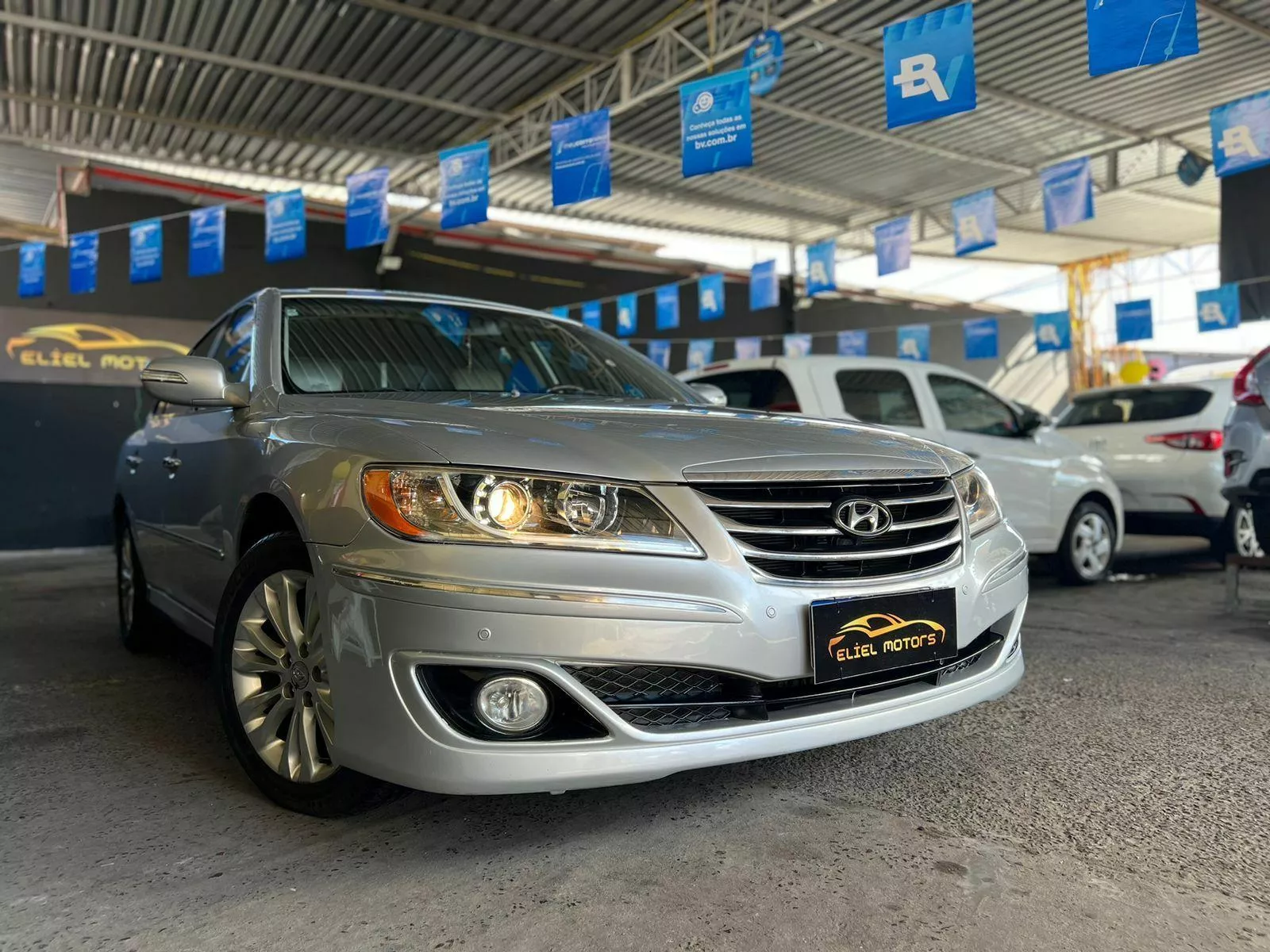 Carro Hyundai Azera 3.3 GLS V6 2011 - 4322589 - Salvador - BA
