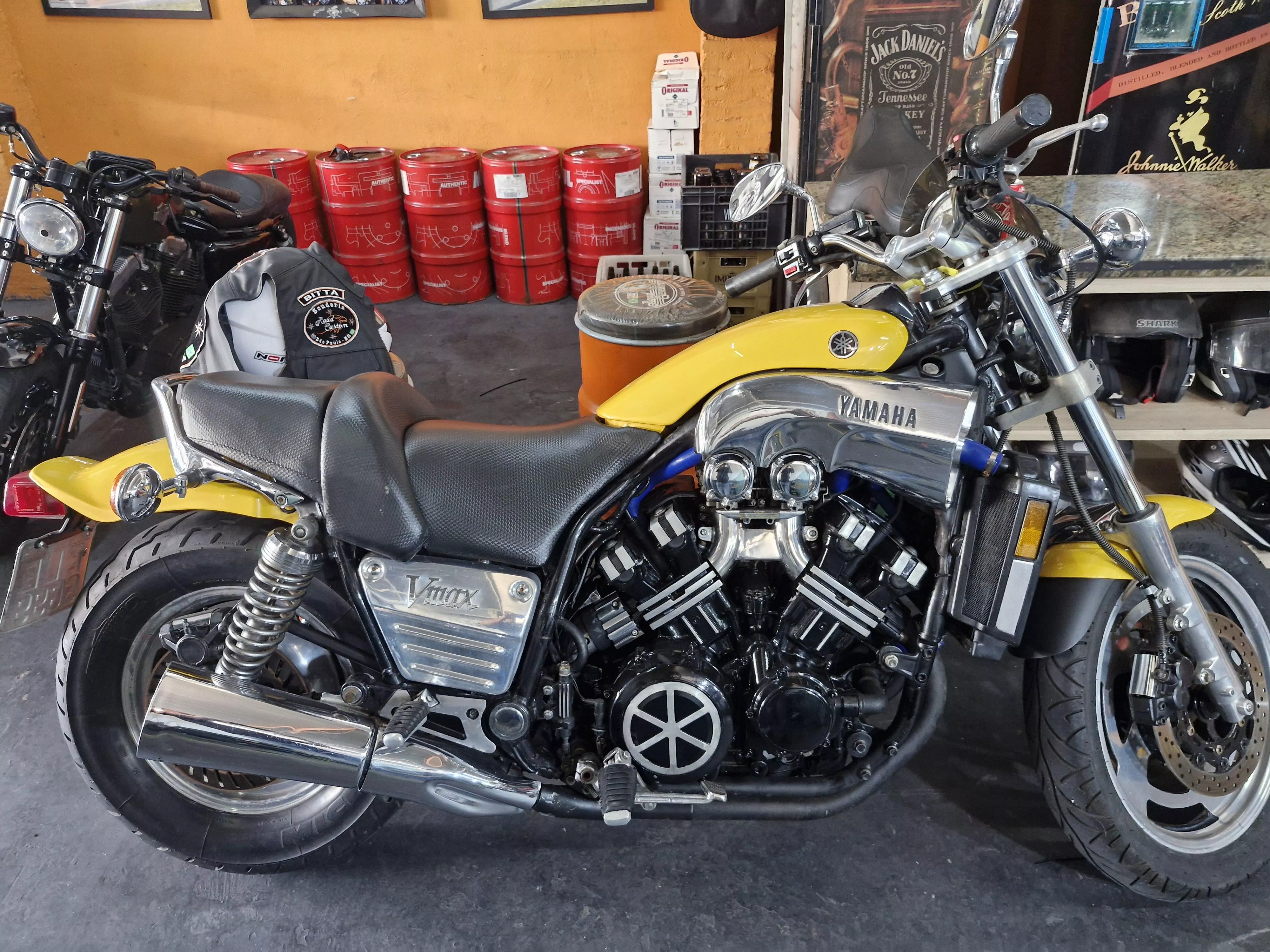 5 Motos Yamaha VMax à venda