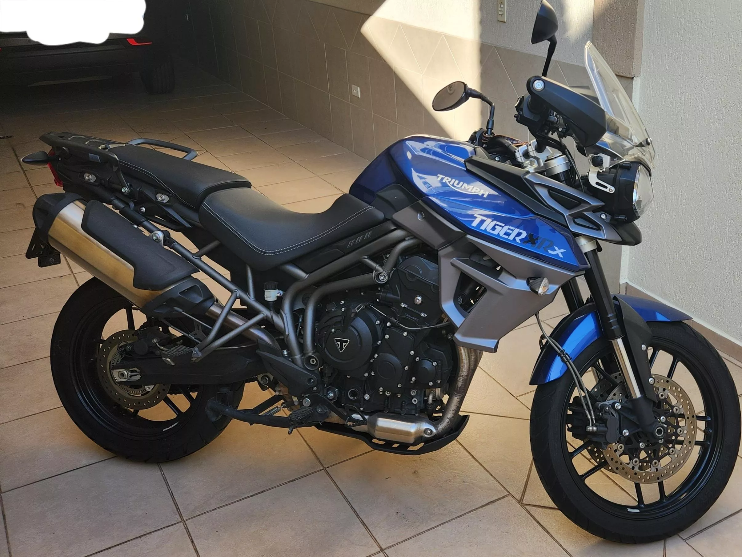 74 Motos Triumph Tiger 800 à venda