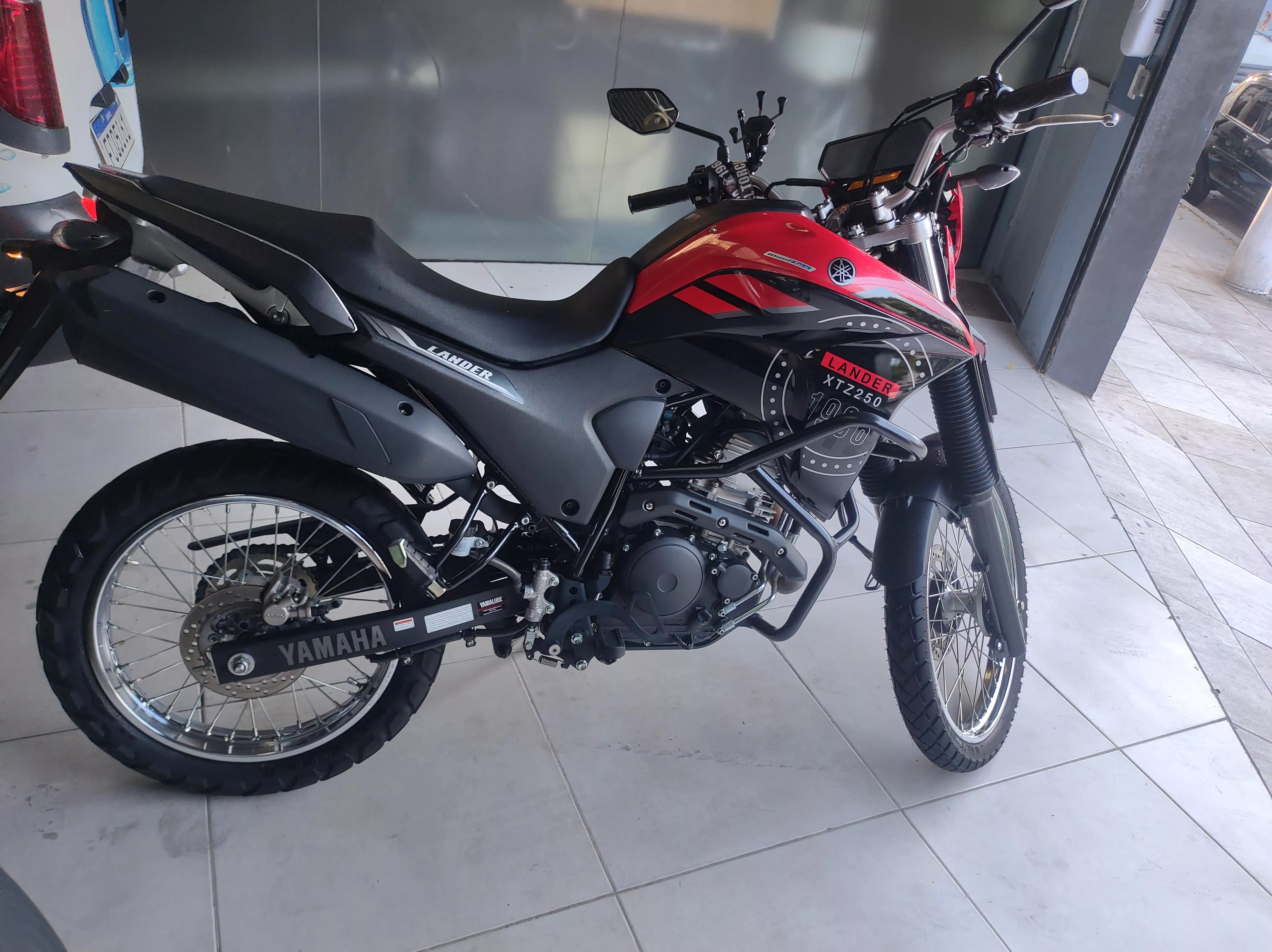 80 Motos Yamaha XTZ 250 LANDER à venda