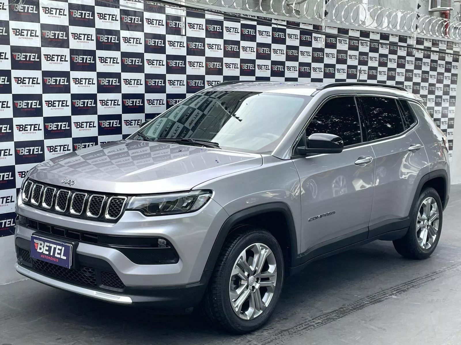 Carro Jeep Compass 1.3 T270 Longitude 2022 - 4125531 - Várzea Grande - MT