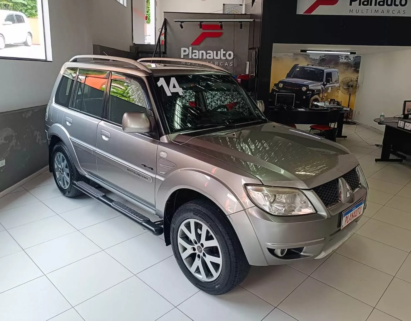 114 Carros Mitsubishi Pajero TR4 à venda