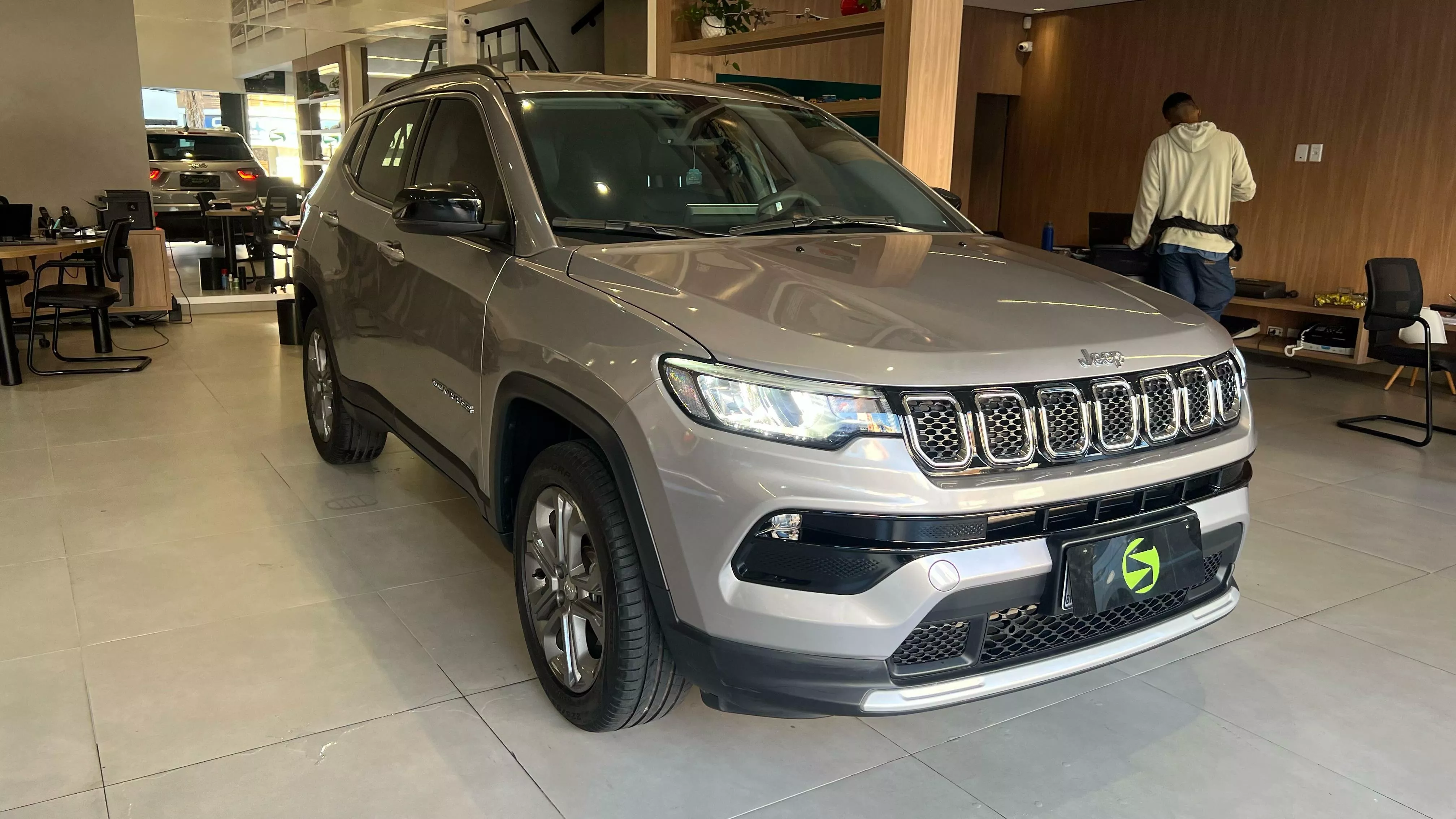 Carro Jeep Compass 1.3 T270 Longitude 2024 - 5458244 - Goiânia - GO