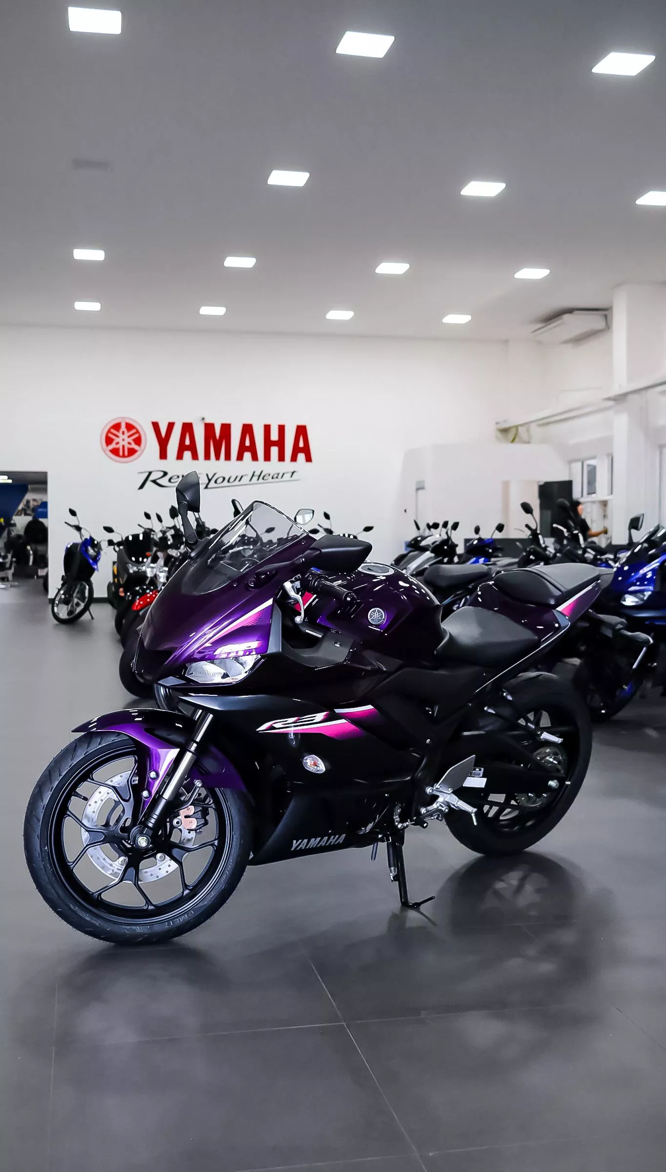 24 Motos Yamaha YZF R3 em Curitiba PR | Moto.com.br