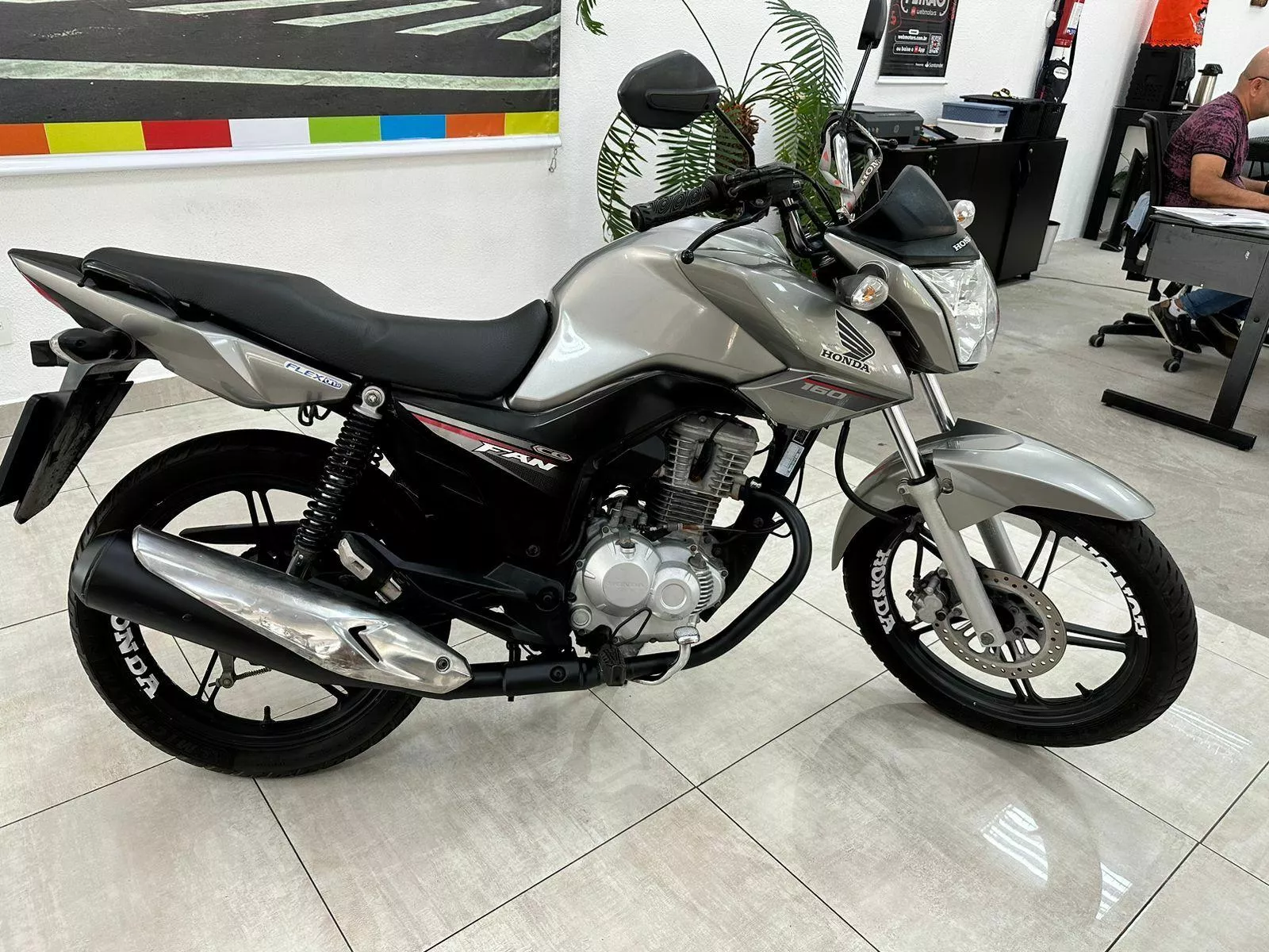 Moto Honda CG 160 FAN - 2016 - 709349 - Rio Claro SP | Moto.com.br