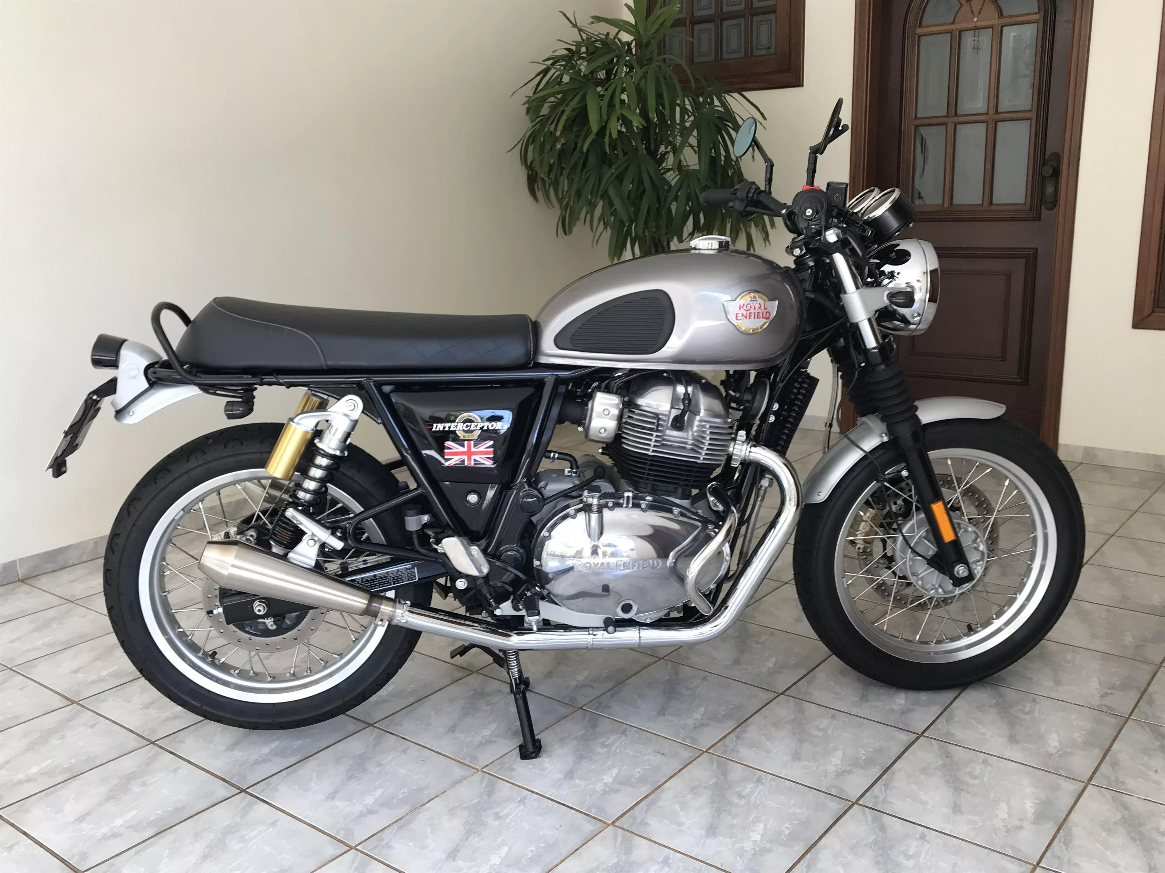 27 Motos Royal Enfield Interceptor à venda