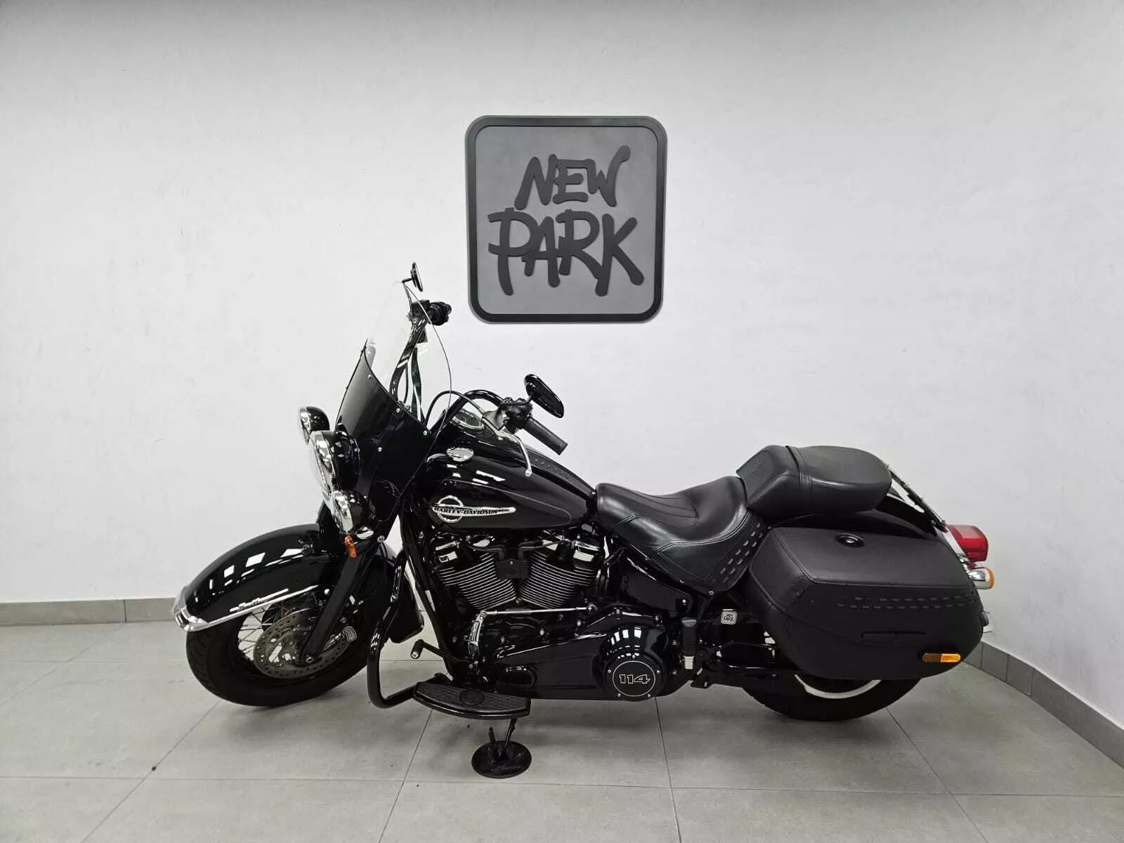 Moto Harley-Davidson Heritage CLASSIC 114 SOFTAIL - 2020 - 800890 - São ...