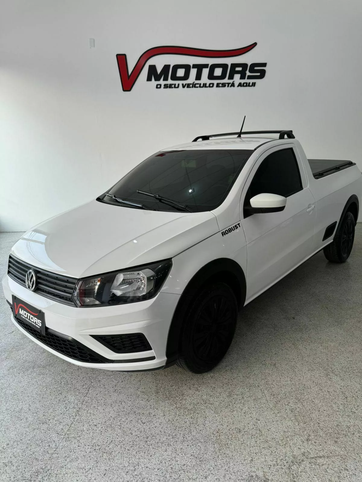 Carro Volkswagen Saveiro CS 1.6 Robust 2017 - 4721133 - Sengés - PR