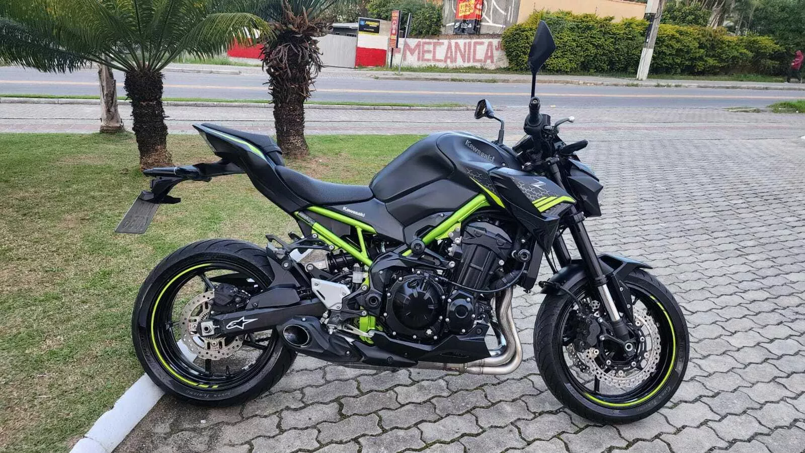 4 Motos Kawasaki Z 900 SE em Campo Grande MS | Moto.com.br