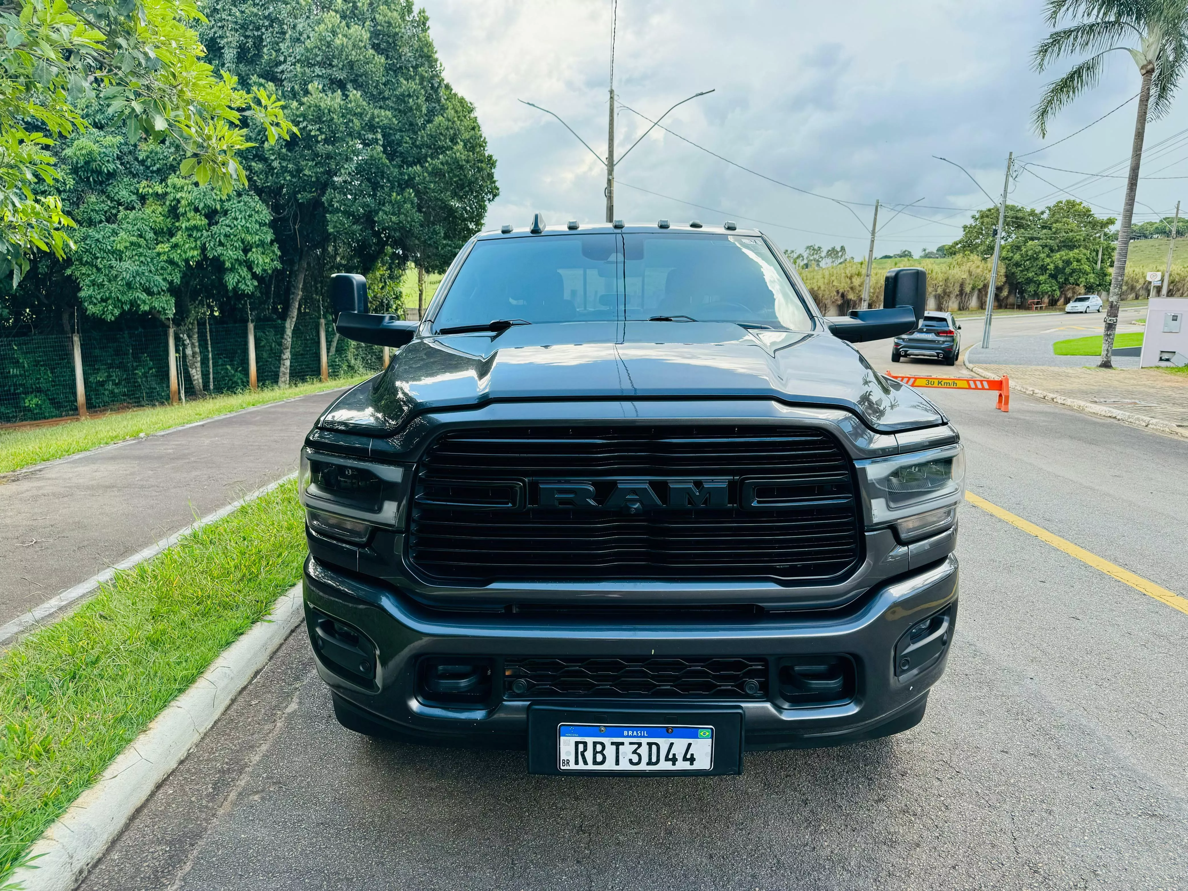 361 Carros RAM à venda