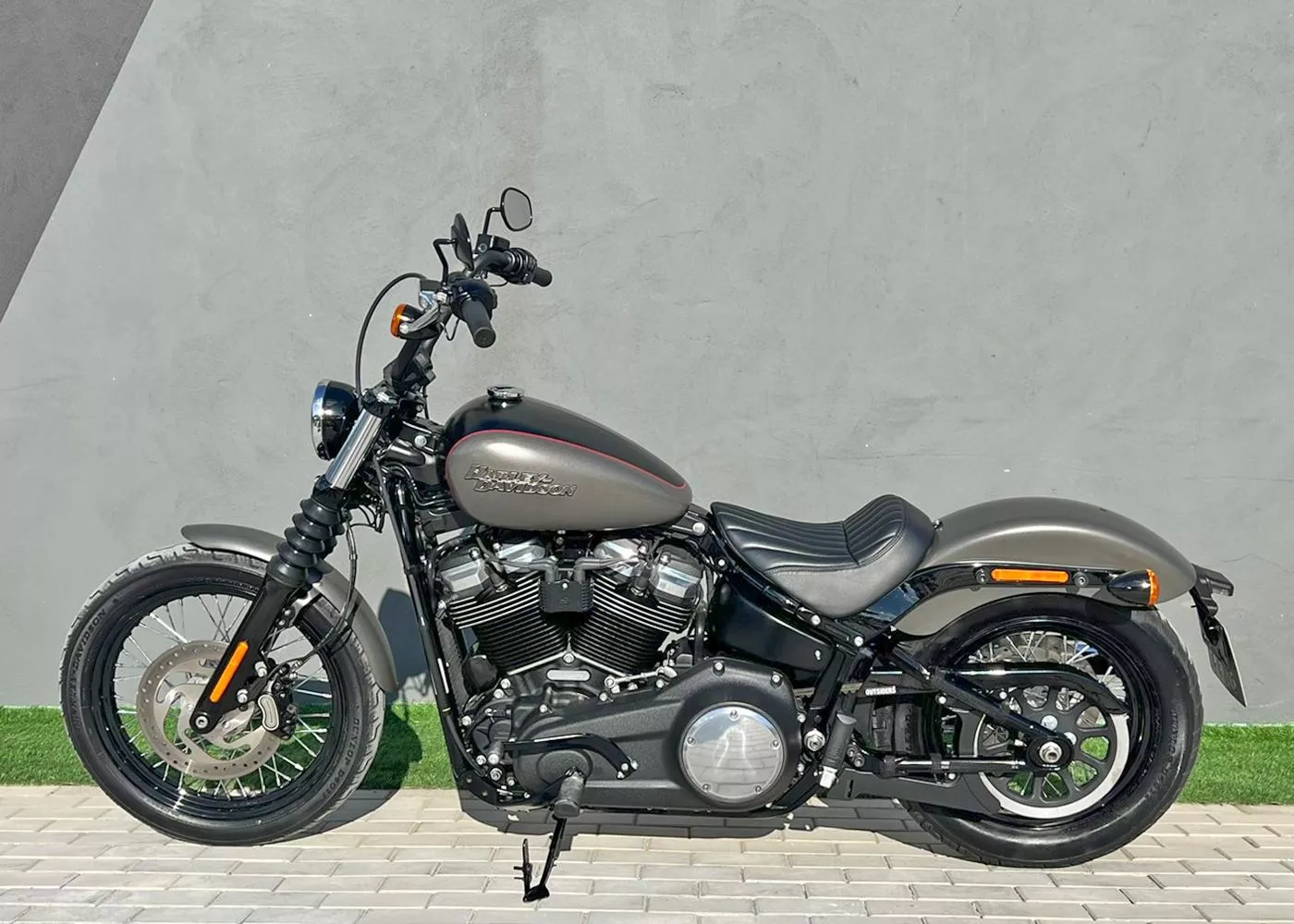 22 Motos Harley-Davidson Street Bob em Curitiba PR | Moto.com.br