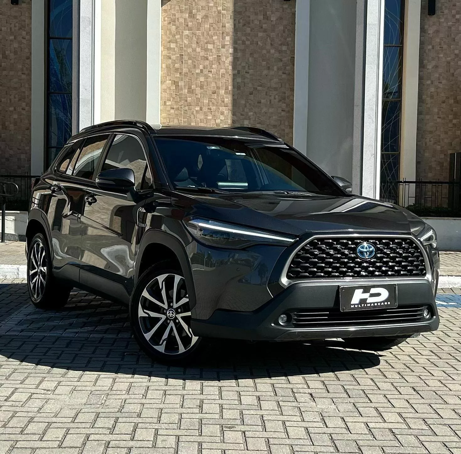 Carro Toyota Corolla Cross 1.8 Hybrid XRV 2023 - 5682794 - Araranguá - SC