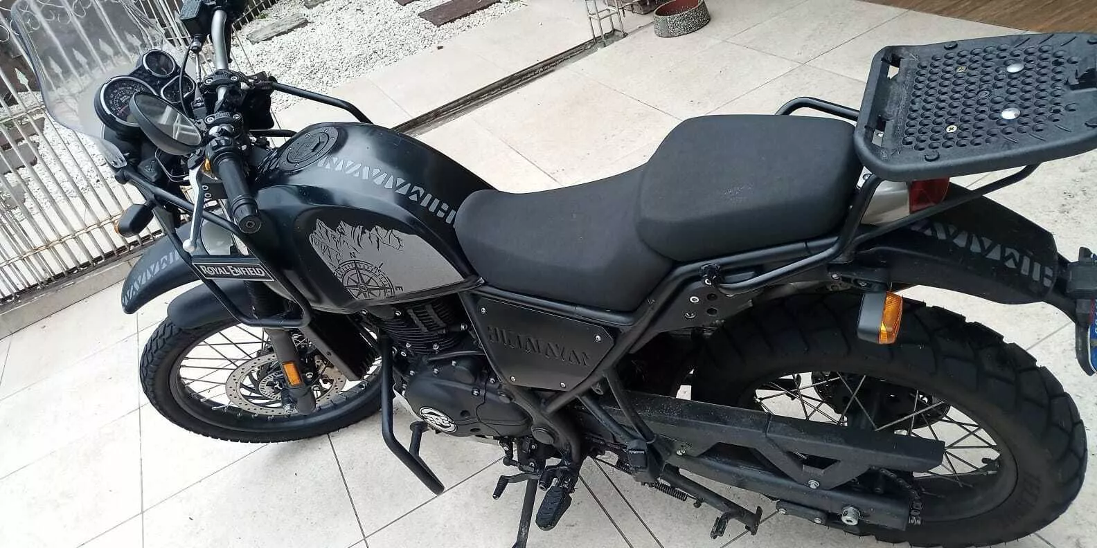 Moto Royal Enfield Himalayan 411 GRANITE BLACK - 2020 - 792320 ...