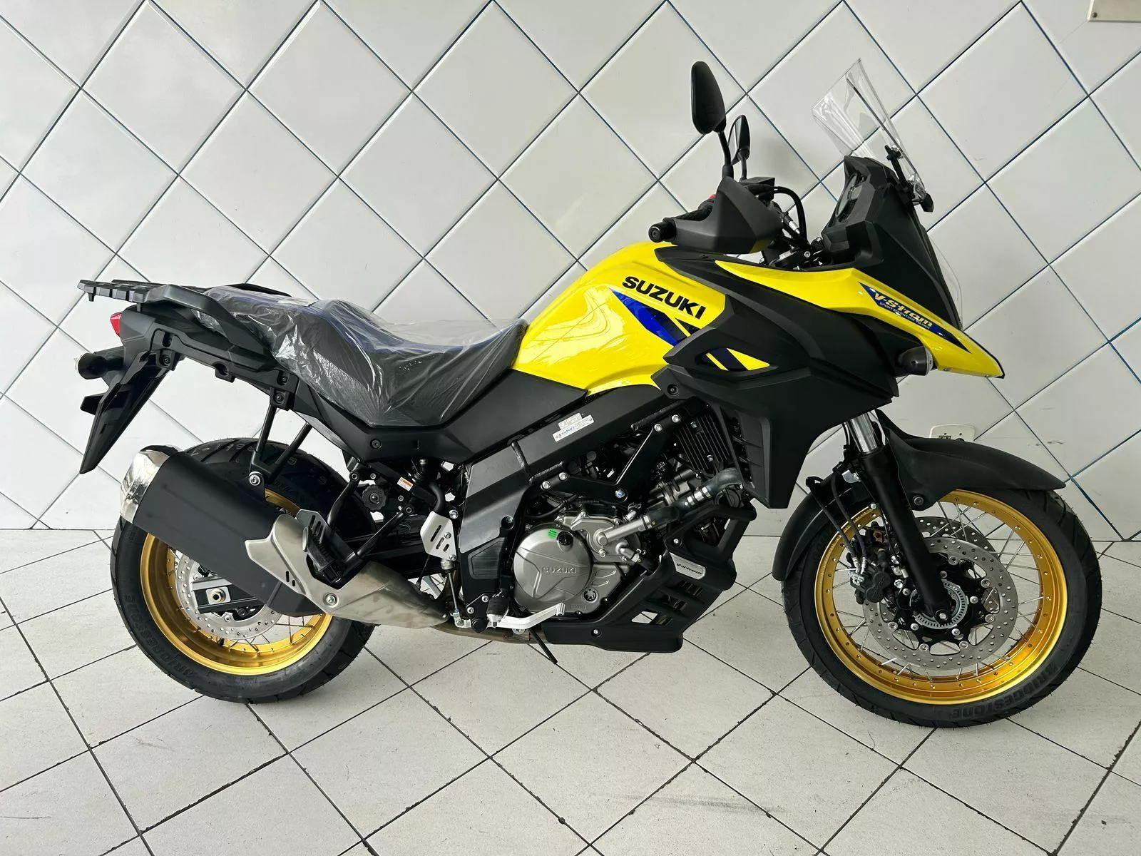 Moto Suzuki V-Strom 650 XT - 2025 - 760471 - São Bernardo do Campo SP ...